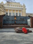 Аллея городов-героев (Krasnodar Territory, Novorossiysk, Geroev Square), anıt, heykel  Novorossiysk'ten