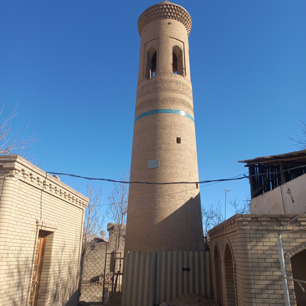 Turistik yerler Chilli Avliya Minaret, Hive, foto