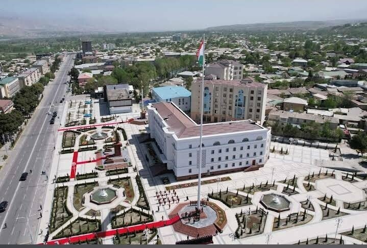 Stadyum Merkezi Stad, Pencikent, foto