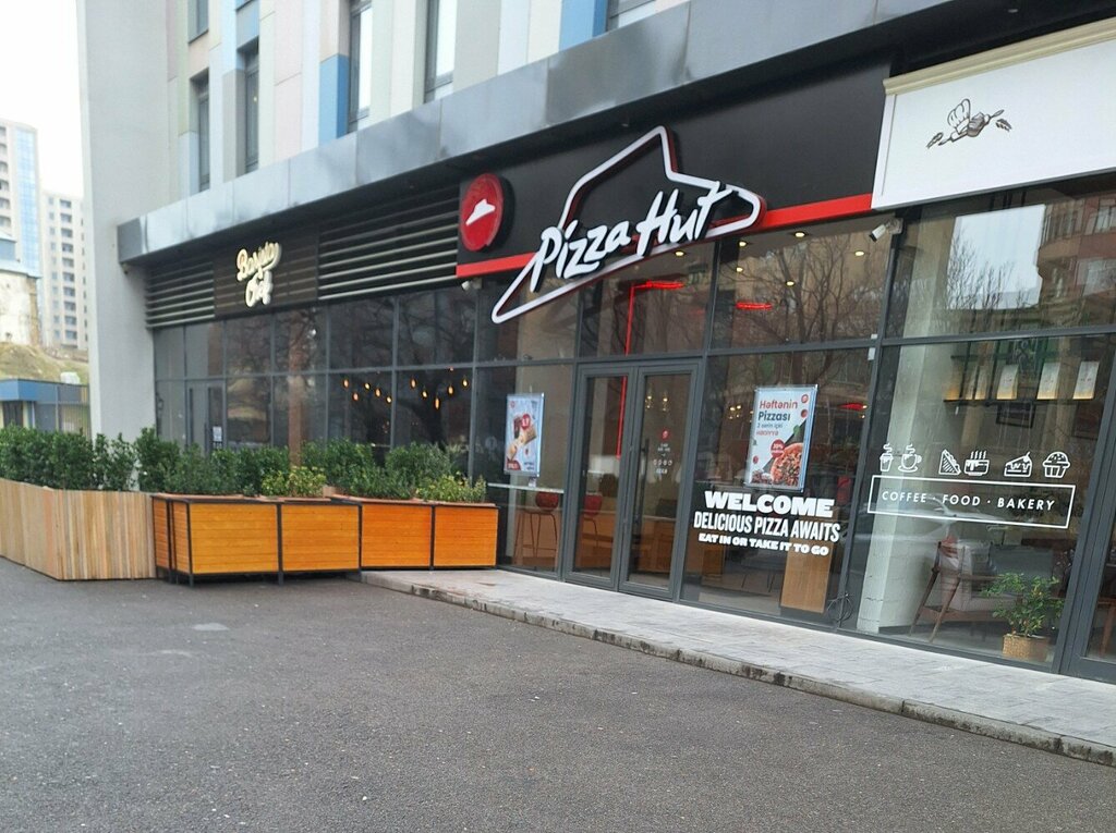 Pizzacılar Pizza Hut, Bakü, foto