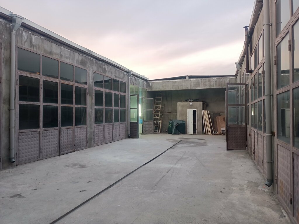 Otomobil servisi Midnight motors, Ararat, foto