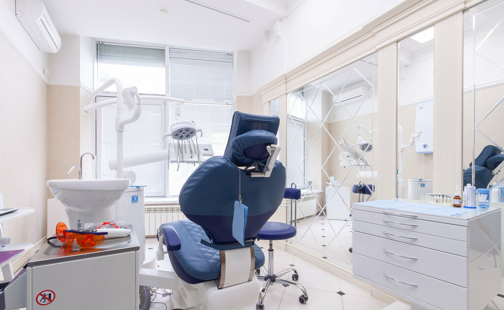 Özel ağız ve diş sağlığı klinikleri ve muayenehaneleri Tsentr semeynoy stomatologii, Yekaterinburg, foto