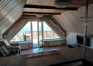 Гостевой дом № 1 (ulitsa Parizhskoy Kommuny No:1), otel  Yuryevets'ten