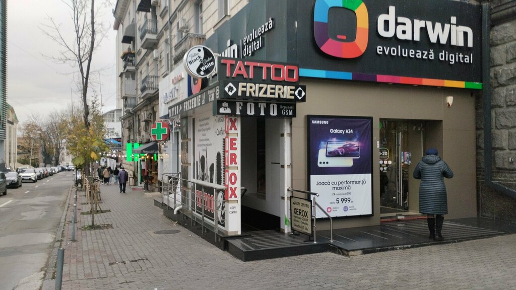 Dövmeciler Tattoo Black & White, Kişinev, foto