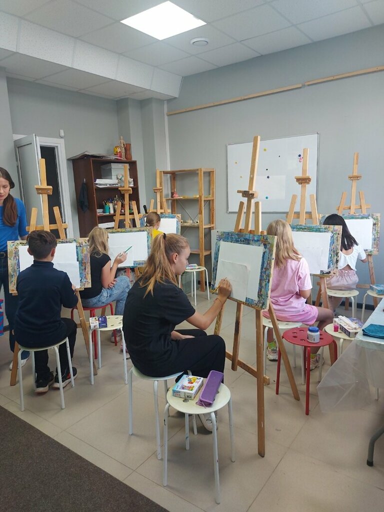 Sanat okulları Art Class, Nijni Novgorod, foto