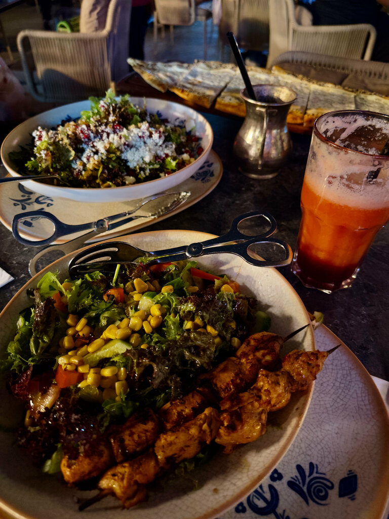 Kafe Bosporus, Dubai, foto