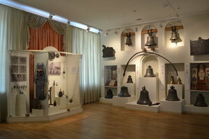 Muzeyny kolokolny tsentr (Komsomolskiy Avenue No:1), müzeler ve sanat galerileri  Valday'dan