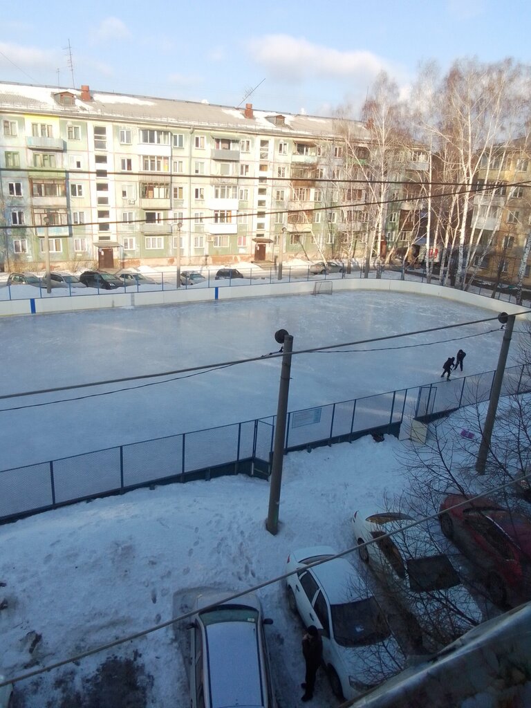 Buz pateni pistleri Ice rink, Novosibirsk, foto
