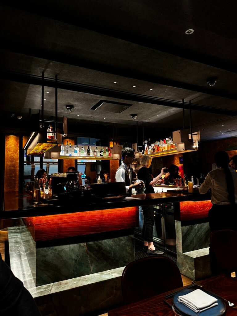 Suşi restoranı Uchi Sushi Bar, Dubai, foto