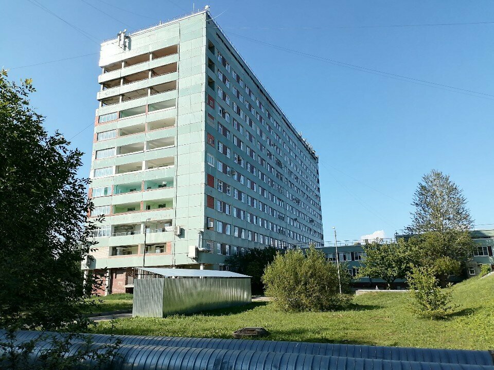 Hastane bölümü Oblastnaya bolnitsa Sanaviatsiya otdeleniye ekstrennoy planovoy konsultativnoy pomoshchi, Vologda, foto