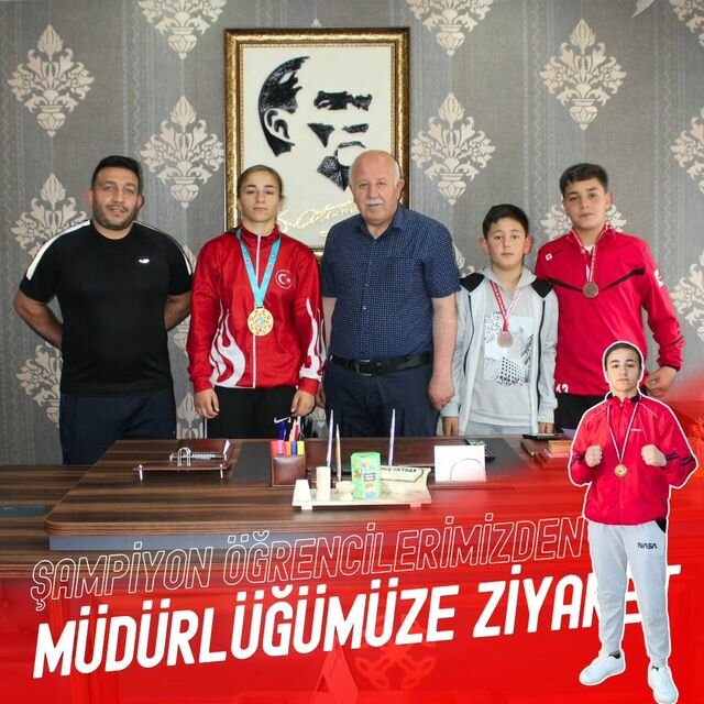 Belediyeler, devlet daireleri Akdağmadeni İlçe Milli Eğitim Müdürlüğü, Akdağmadeni, foto