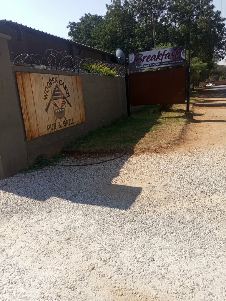 Bar Wooden cabin pub and grill, Lusaka, foto