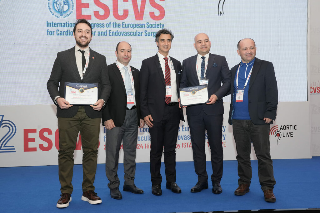 Acil tıbbi yardım hizmeti Meram tıp fakültesi acil servis, Konya, foto