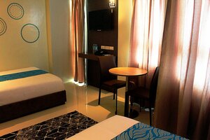 Hotel Estrella (Eastern Visayas, City of Tacloban), otel  Tacloban'dan