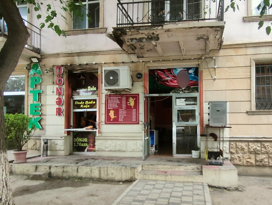 Kafe Dədə Bala ailəvi kafe, Gence, foto