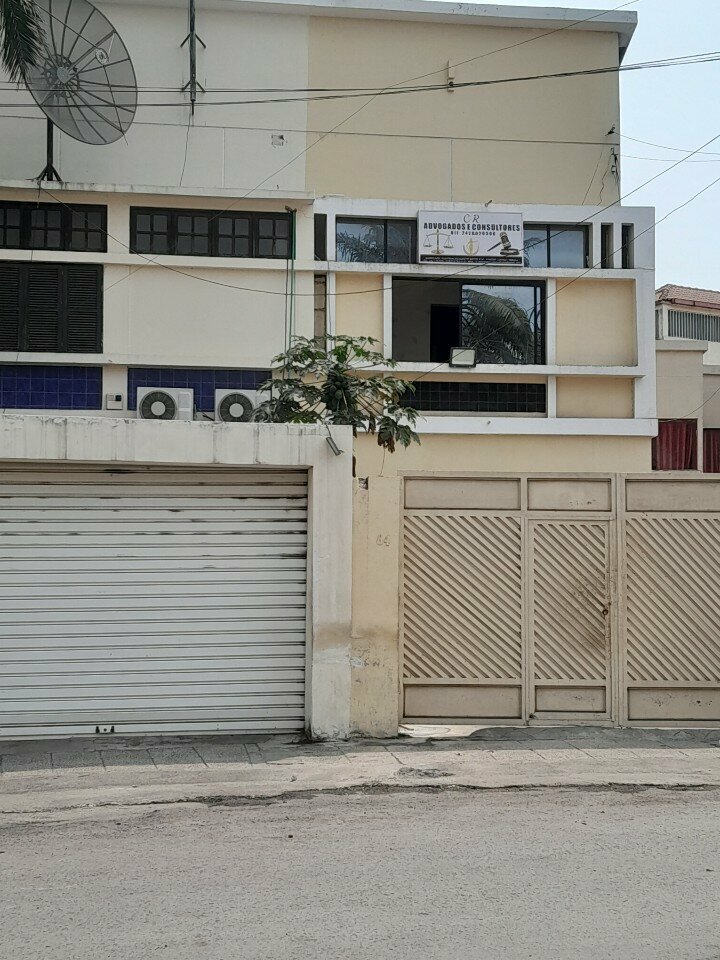 Hukuk büroları Advogados e consultores, Loanda, foto