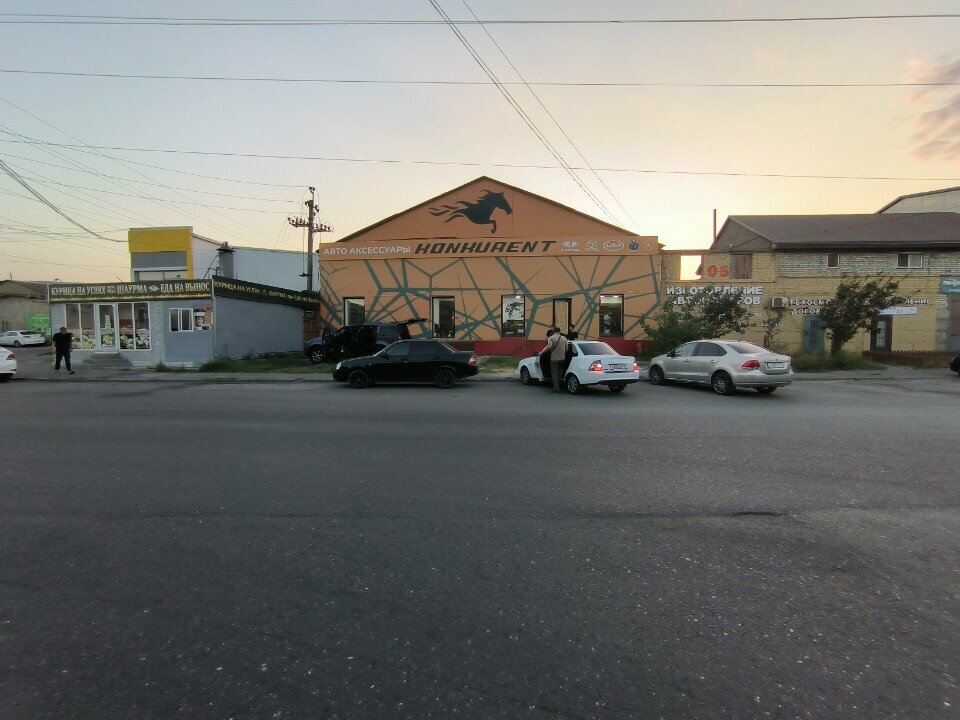 Otomobil yedek parçaları Konkurent, Makhachkala, foto