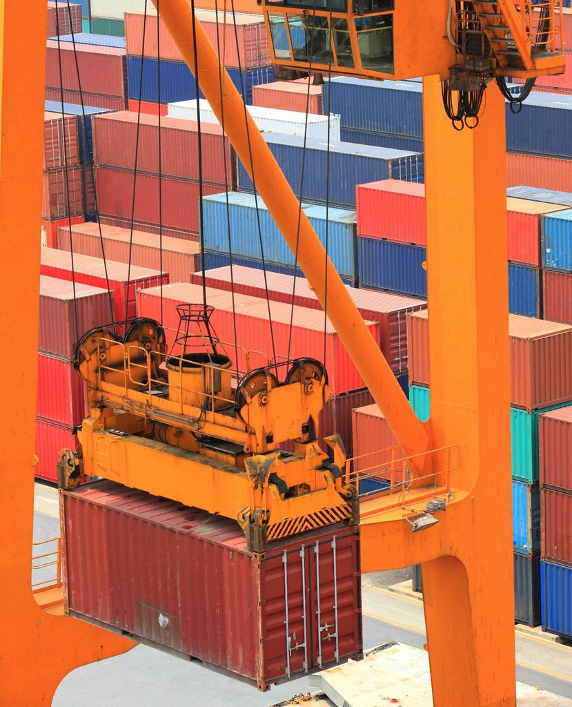 Gemicilik acenta hizmetleri Seahawk Marine, ship chandlers, Dubai, foto