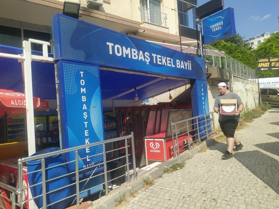 Bira dükkanı Tombaş Tekel, İstanbul, foto