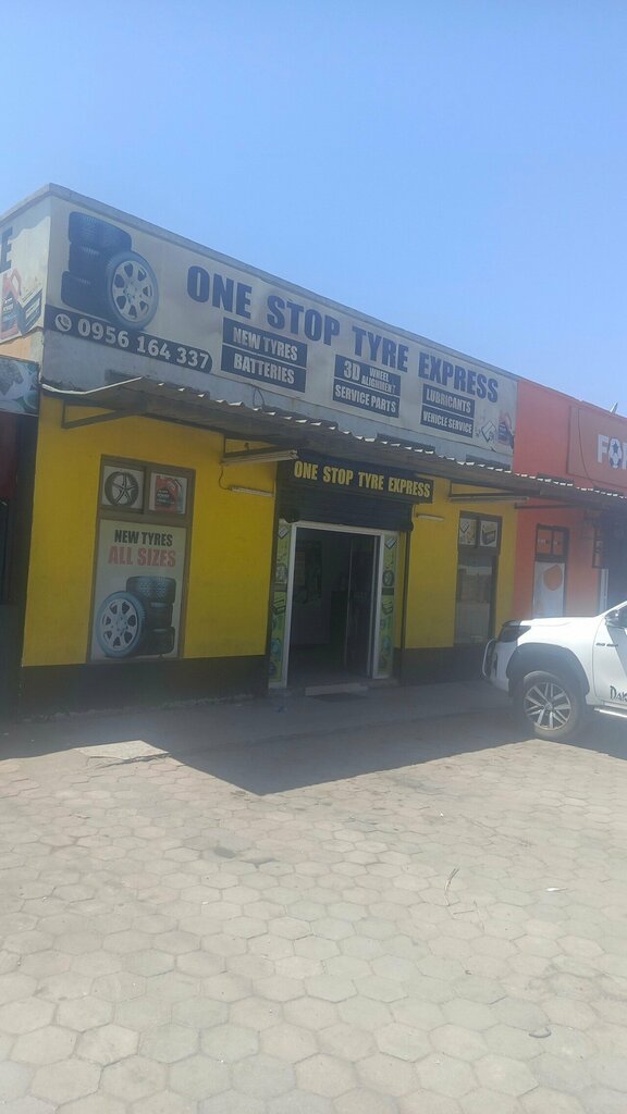 Otomobil yedek parçaları One stop tyre express, Lusaka, foto