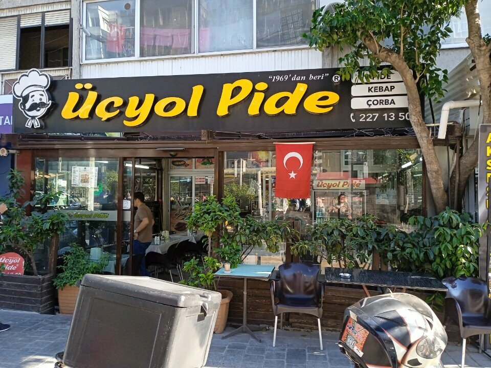 Fast food Üçyol Pide, İzmir, foto