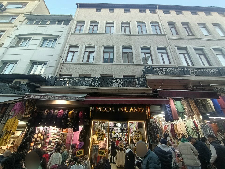 Giyim mağazası Moda Milano, İstanbul, foto