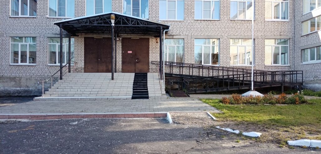 Ortaokul Munitsipalnoye kazennoye obshcheobrazovatelnoye uchrezhdeniye Kurlovskaya Srednyaya Obshcheobrazovatelnaya shkola № 1, Kurlovo, foto