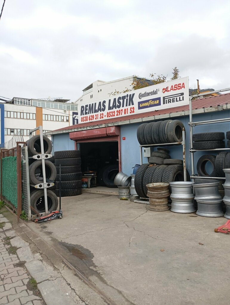 Jant ve lastikçiler Remlas Oto Lastik 7/24, İstanbul, foto
