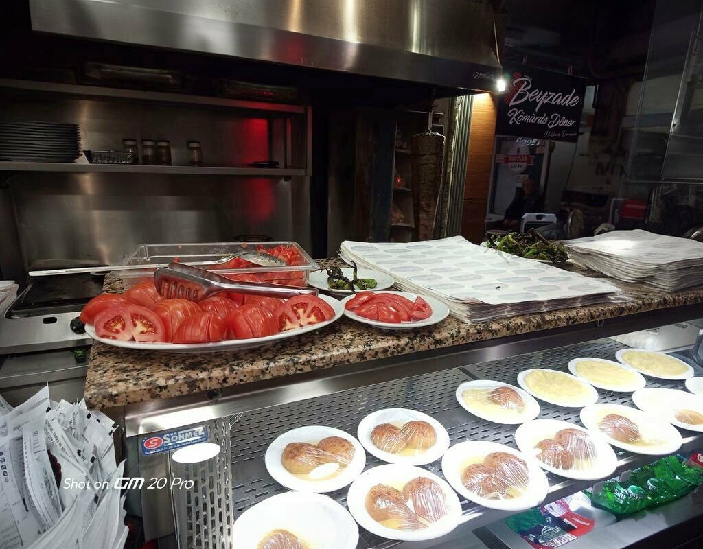 Restoran Beyzade Kömürde Döner, Balıkesir, foto