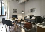 A Few Steps to The Duomo Comfortable 1bd Apt (Tuscany, Florence, Borgo San Lorenzo), otel  Floransa'dan