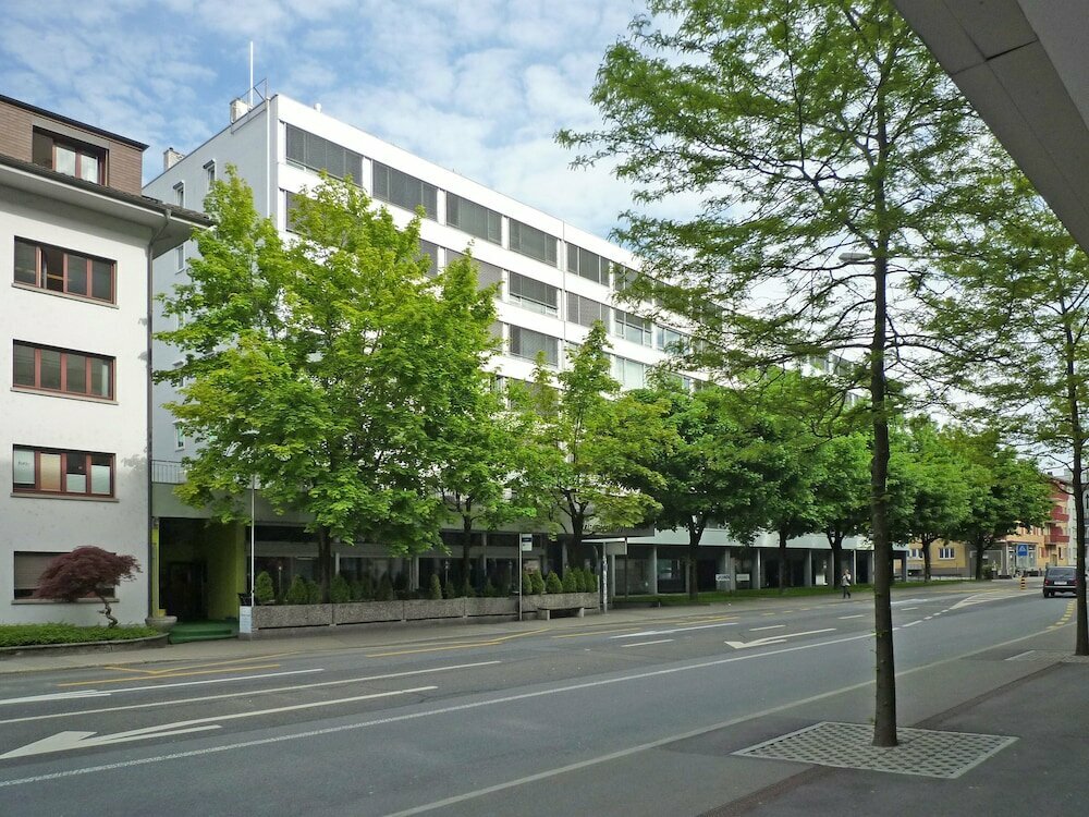 Daireler Visionapartments Zug Baarerstrasse, Zug, foto