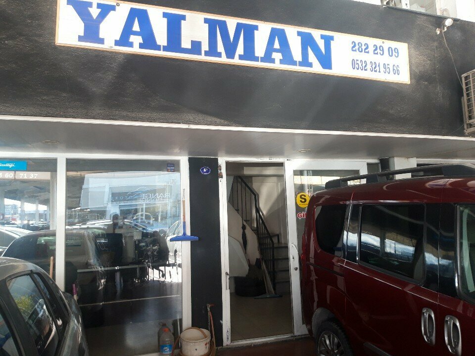 Otomobil satış galerileri Yalman Otomotiv, İzmir, foto