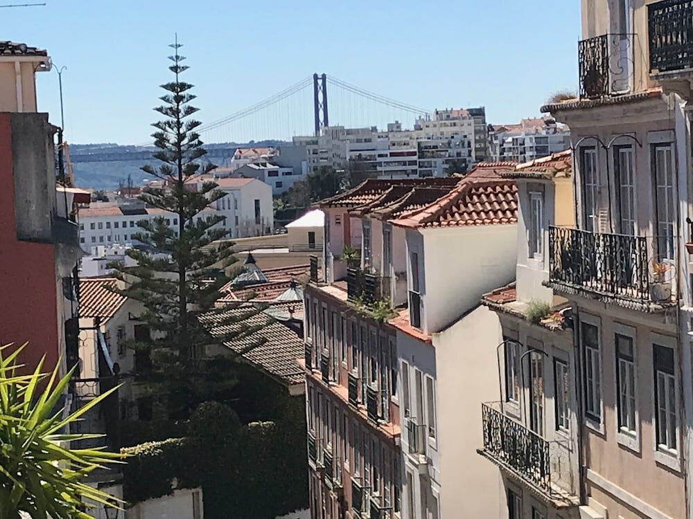 Otel Beautiful Flat with Great View in Prime Location, Lizbon, foto