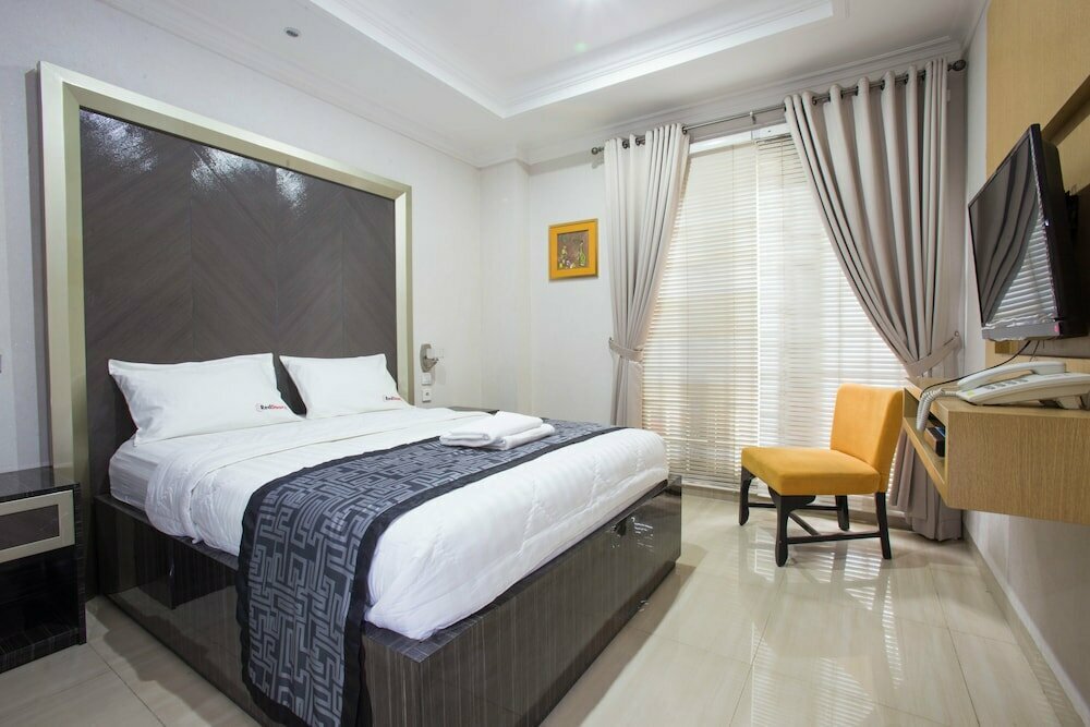 Otel RedDoorz Near Pondok Indah Mall 2, Cakarta, foto