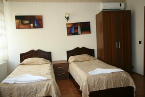 Hanedan Hotel (Cankurtaran Mah., Adliye Sok., No:3, Fatih, İstanbul), otel  İstanbul'dan