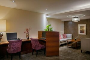 Sheraton Dubai Creek Hotel & Towers (Sheraton Dubai Creek Hotel & Towers, Riggat Al Buteen, Deira, Dubai), otel  Dubai'den