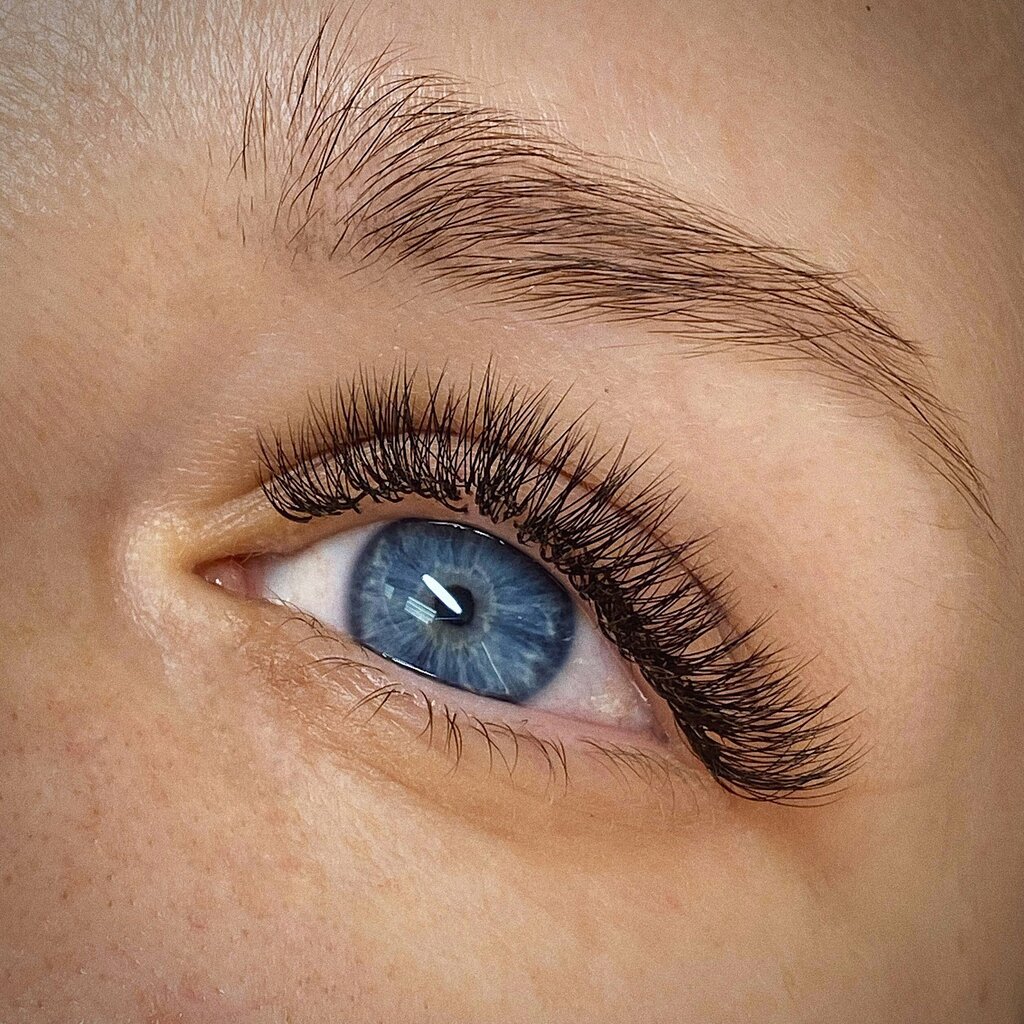 Kaş ve kirpik salonu Lash Lab, Krasnoyarsk, foto