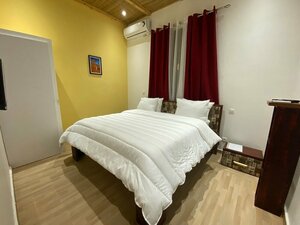 Filys Hotel (Saint-Louis Region, Saint Louis, Sud), otel  Saint‑Louis'den