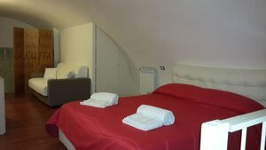 Suite Duomo B&b & Apartment (Via Duomo No:240, Naples), otel  Napoli'den