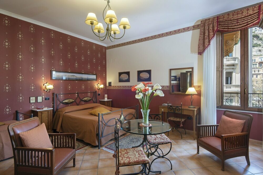 Otel Pinto Storey Hotel, Napoli, foto