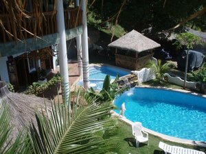 Dolphinbay Beachfront & Dive Resort (Verde Island Passage), otel
