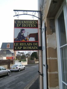 Le Relais du Cap Romain (Île-de-France, Hauts-de-Seine, Bois-Colombes, Rue du Maréchal Joffre, 16), otel