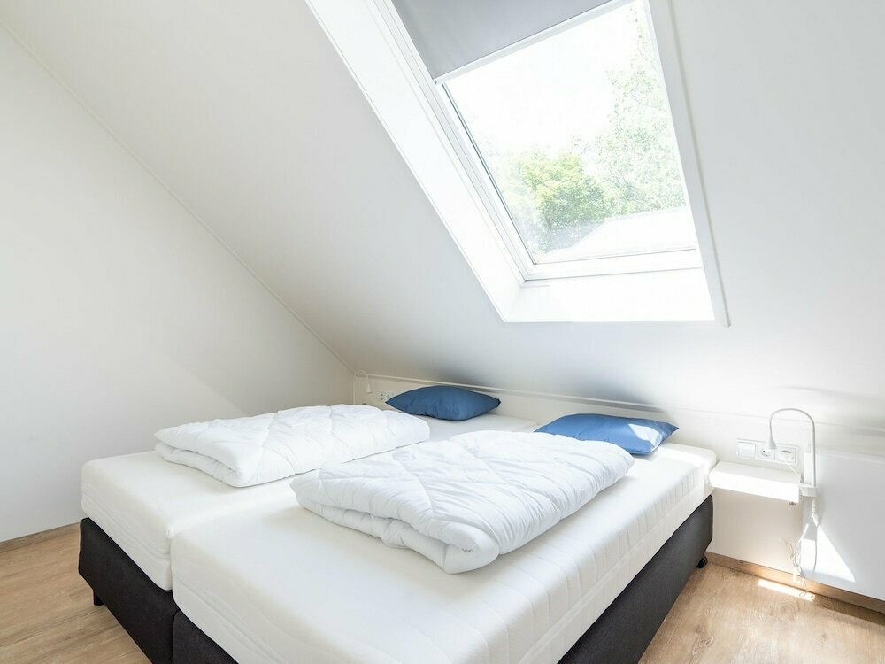 Otel Spacious Holiday Home in Nes With Garden, Friesland, foto