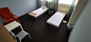 Hostel Warszawa Powstaniec (Warszawa, ulica Grzybowska, 88), otel  Varşova'dan