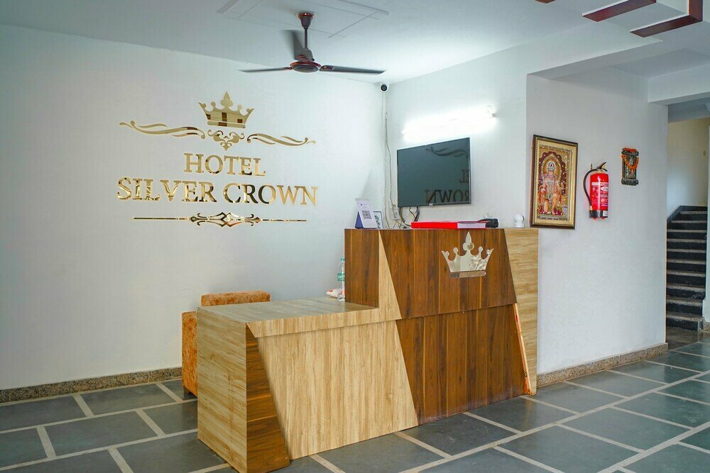 Otel Roomshala 031 Silver Crown Sector 23, Noida, foto