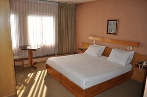 Hotel Waeger (Región de Los Lagos, Provincia de Osorno, Comuna de Osorno, Osorno), otel  Osorno'dan