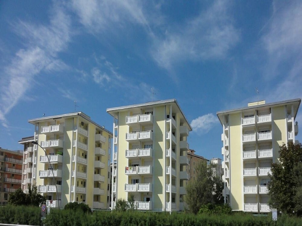 Kısa süreli konaklama Condominio Girasole, Dünya, foto