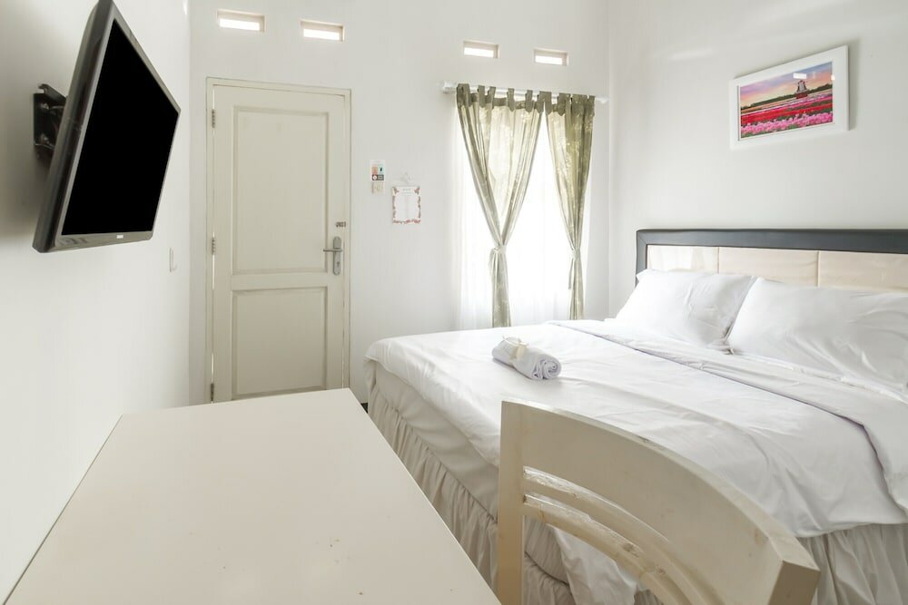 Otel KoolKost Syariah @ Taman Nusa Indah, Malang, foto