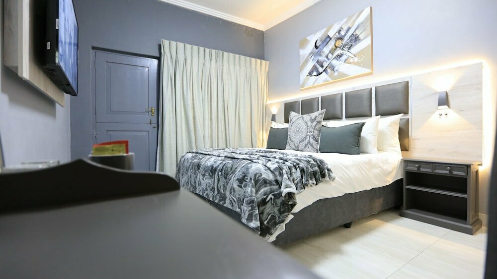 Otel The Cascades Guest Lodge, Mbombela, foto