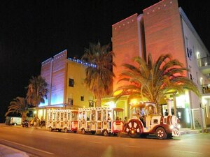 Aloha Park Hotel (Molise, Campobasso, Campomarino), otel  Molise'den